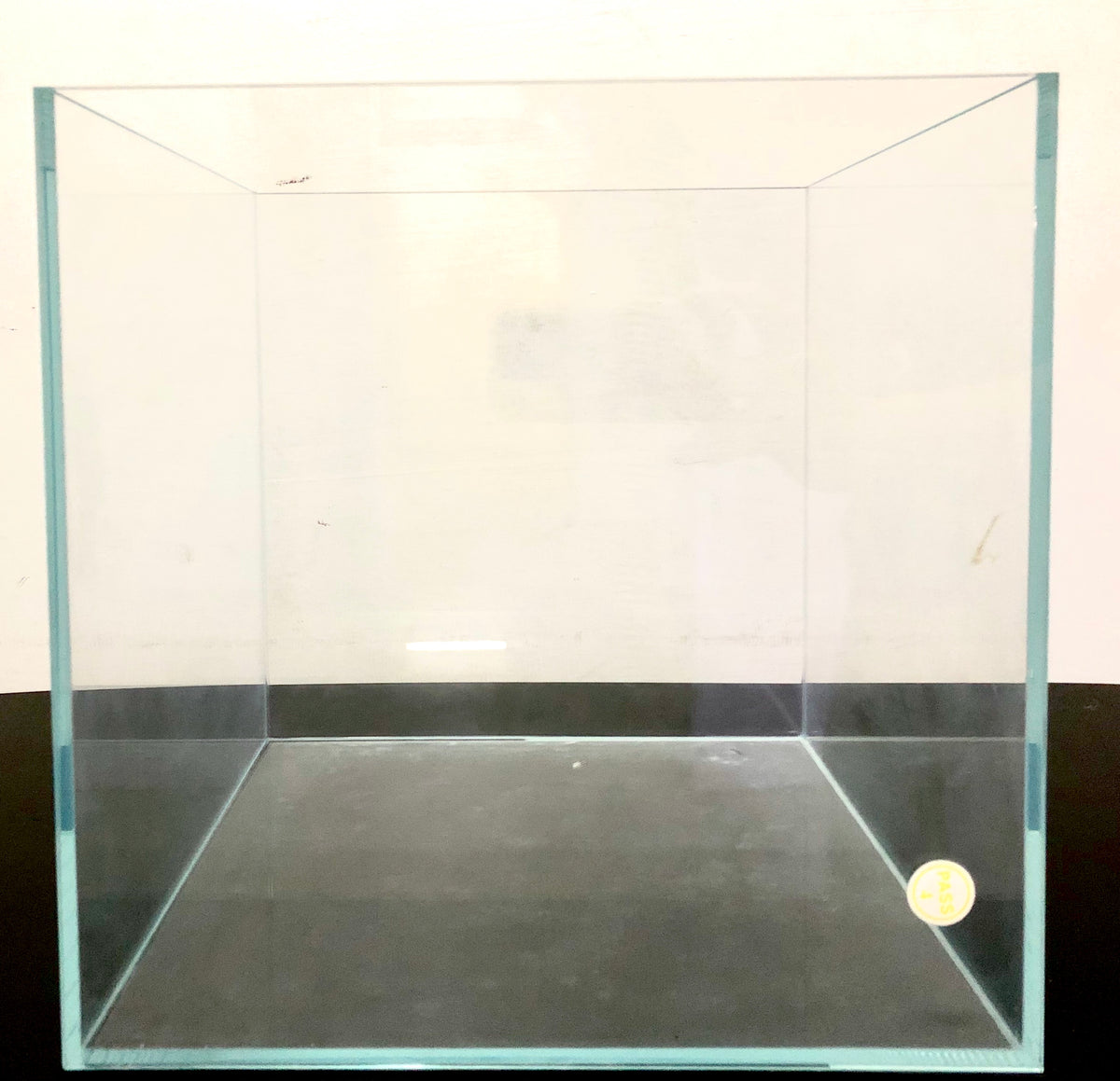 30x30x30cm Crystal Glass Tank – Simply Aquatics